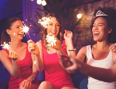 Enterrement de vie de jeune fille Plus de 1500 idées cadeaux