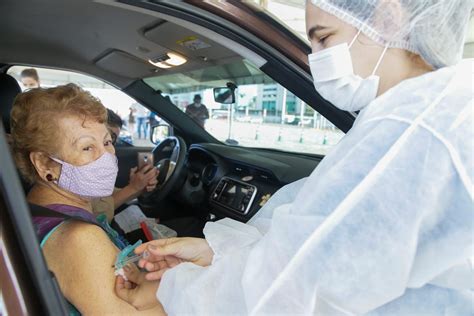 Veja locais da aplicação da 4ª dose da vacina contra a Covid para