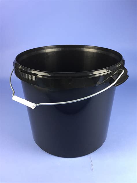 BLACK 26 LITRE ROUND BUCKET C W METAL HANDLE TAMPER EVIDENT NECK