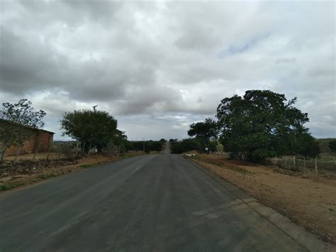 Tempo nublado chuvas leves prevalecem nos próximos dias em Sergipe