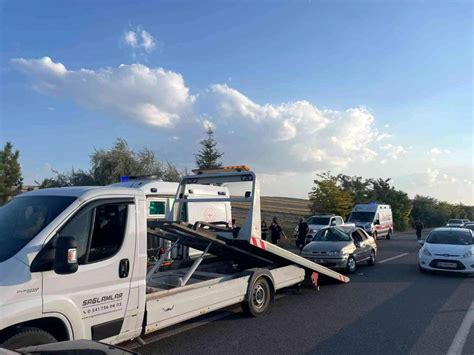 Takla atan otomobilin sürücüsü ağır yaralandı Haberler