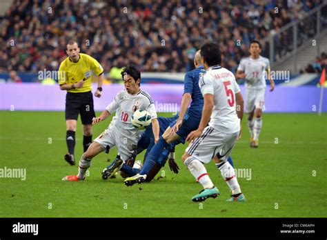 L R Shinji Kagawa Yuto Nagatomo JPN OCTOBER 12 2012 Football