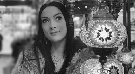 Laura Roșca DJ Lalla a fost înmormântată la Turda Artista condusă