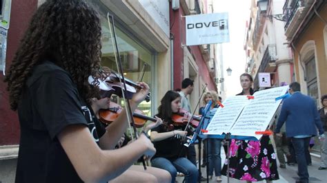 Artistas Exigen La Retirada Inmediata De La Norma Para Regular El