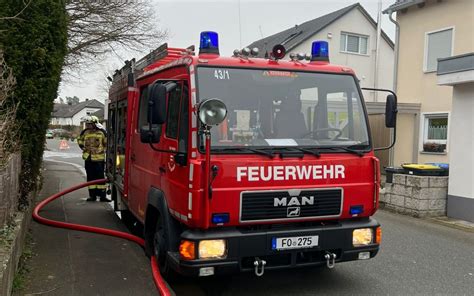 B Person Im Geb Ude Zimmer Person In Gefahr Freiwillige