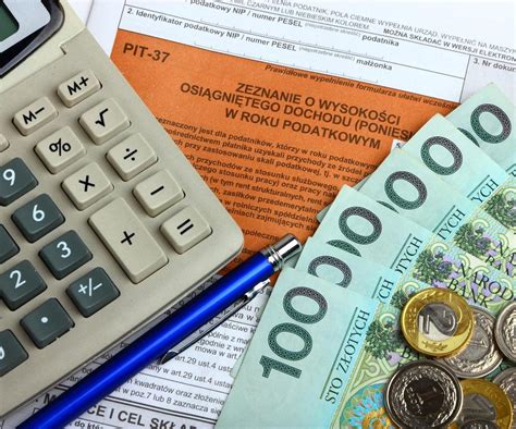 Podatki i PIT 2024 Od kiedy można składać PIT za rok 2023 Rusza Twój