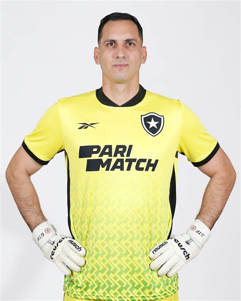 Botafogo Apresenta Novos Uniformes Veja Os Modelos BotafogoDePrimeira