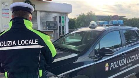 Bando di concorso 16 agenti di polizia locale Comune di Nardò