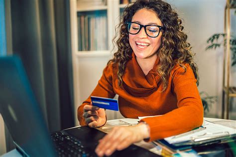 Cart O De Cr Dito Limite Baixo Como Fazer Compras Banqi