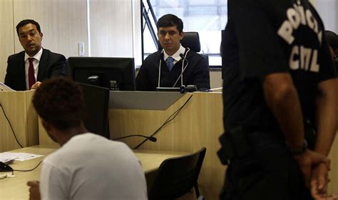 Especial Da prisão em flagrante ao juiz a rotina das audiências de