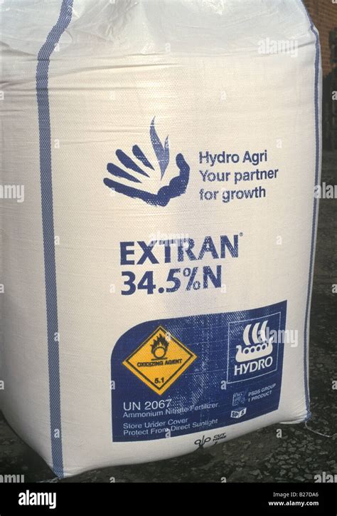 A 500 Kg Bag Of Ammonium Nitrate Fertilizer Stock Photo Alamy