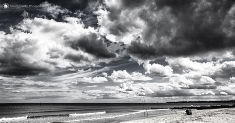 Papel de parede luz solar panorama monocromático mar agua céu