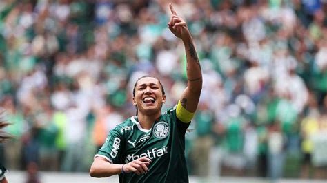 Palmeiras Renova Contrato De Bia Zaneratto Maior Artilheira Da