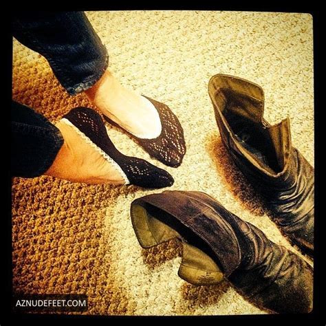 Virginia Newcomb Feet Aznudefeet