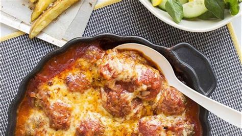 Gratin de pommes de terre viande hachée à la sauce tomate YouTube