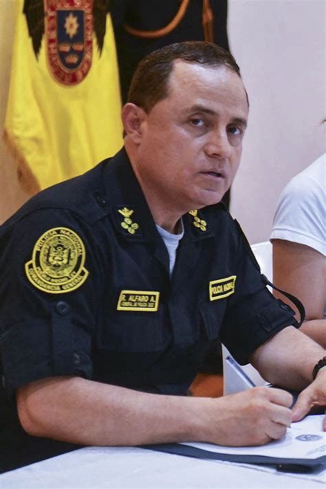 Per Destituye Al Jefe La Polic A Por Sus V Nculos Con Una Red Criminal