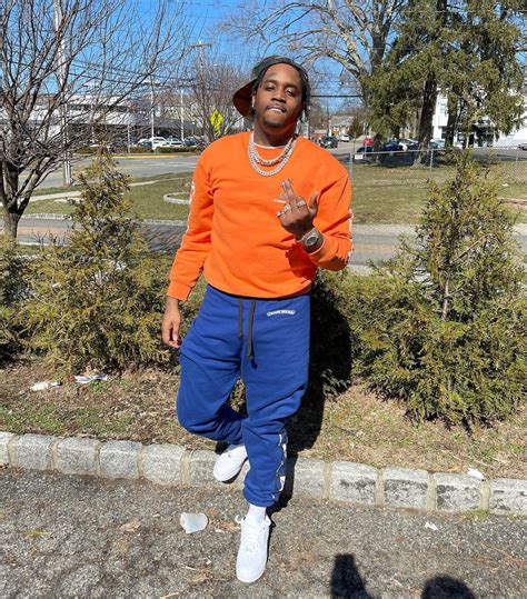 Fivio Foreign Outfit From March Whats On The Star
