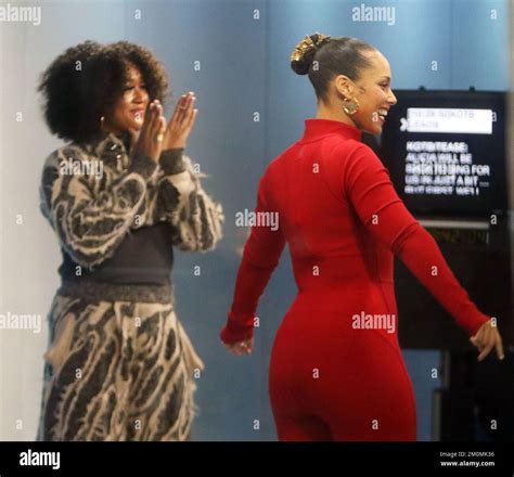 Alicia Keys Stops By The Today Show PICTURED Alicia Keys And Naomi