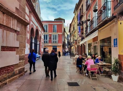 Malaga Co warto zobaczyć Ciekawe miejsca i atrakcje