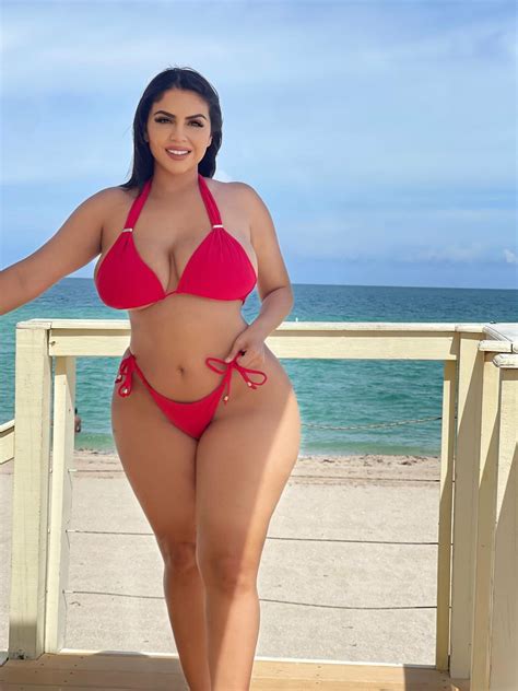 Therealrebeccaj Nude Onlyfans Leaks Photos Thefappening