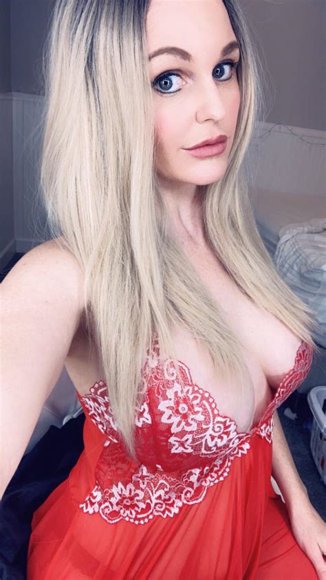 I Got Some New Red Lingerie And I Love It Scrolller
