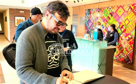 Nuestro Diario On Twitter Aleks Syntek Est En Guate El Cantautor