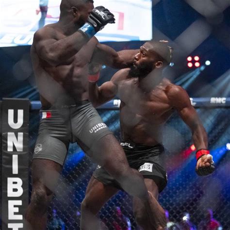 Pour la première soirée du PFL à Paris Cédric Doumbè fait le show et