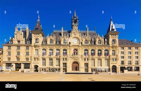 Hotel De Ville De Charleville Hi Res Stock Photography And Images Alamy