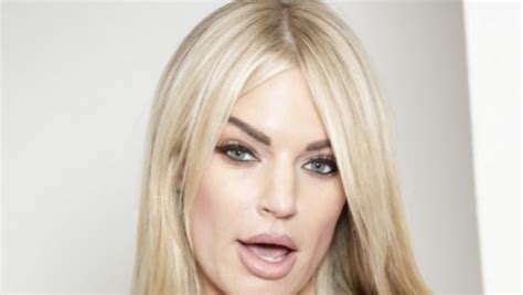 Rachael Cavalli Dubbed ‘all American Milf In Exclusive Xcritic Interview Candyporn
