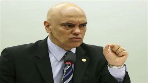 Alexandre de Moraes solta o 11º preso pelo 8 de Janeiro após morte de