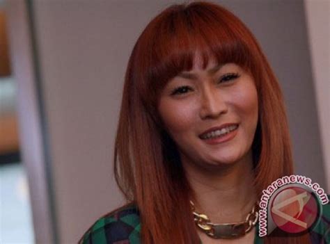 Lesti Kejora Alami KDRT Ini Respons Inul Daratista GenPI Co NTB