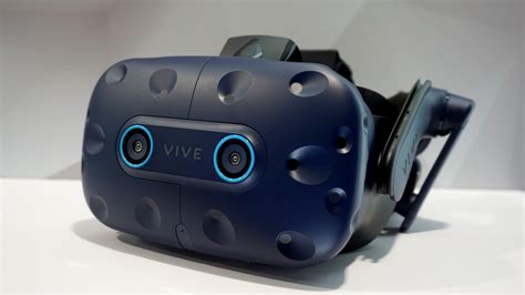 HTC S New Vive Pro Eye Headset Features Built In Eye Tracking Mashable