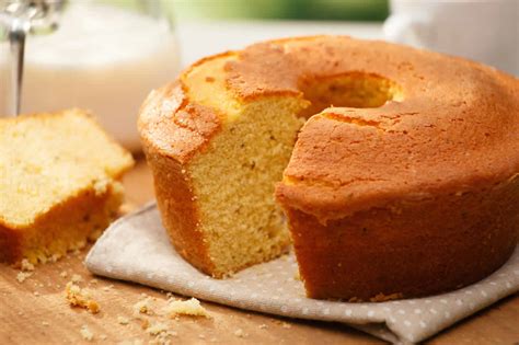 Gâteau au lait concentré très moelleux délicieux et parfumé