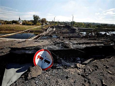 Rusia desaloja a civiles de Jersón ante contraataque de Ucrania
