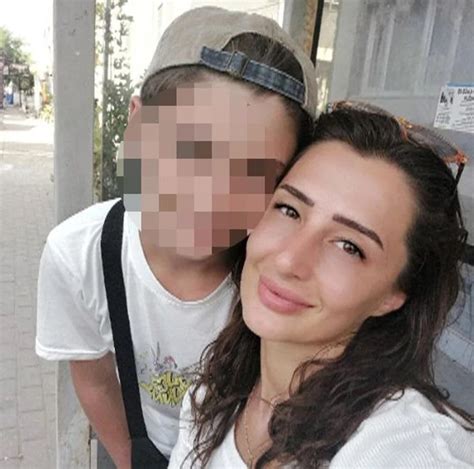 İstanbulda kadın cinayeti Çocuğunun gözü önünde kurşunlandı