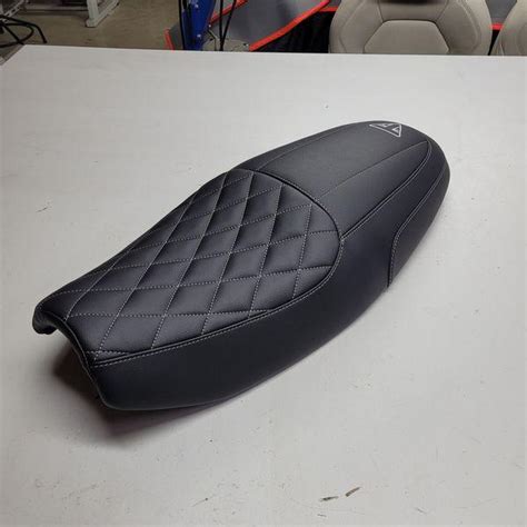 Selle Confort Triumph Speed Twin Sellerie Minot