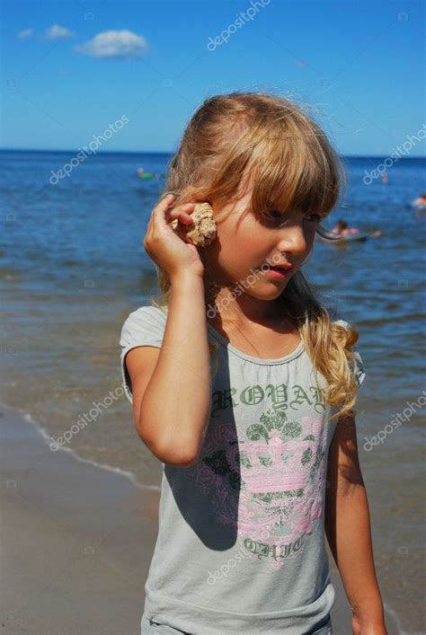 Photos nues de jeunes filles Nerée