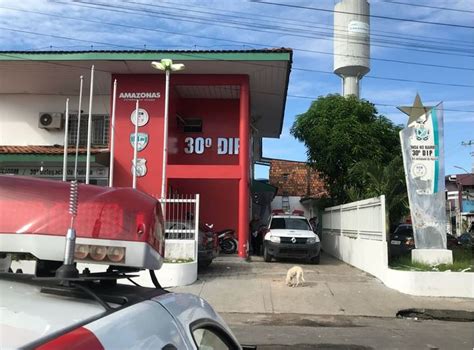 Tio é preso suspeito de perseguir e aliciar sobrinha em Manaus