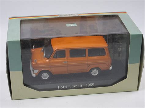 Atlas Verlag 1969 Ford Transit MKI Bus Orange Modellauto 1 43 OVP
