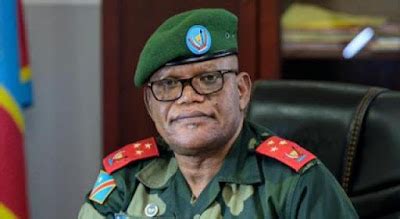 Guerre Lest Deux Officiers De Larm E Condamn S La Peine De Mort