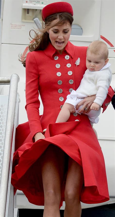 Kate Middleton S Royal Upskirt Antics Strike Again Fooyoh Entertainment