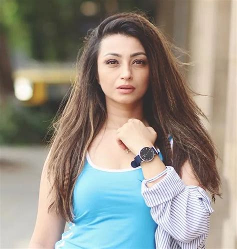 Top 10 Hot Web Series Actress See Here Their Bold Scenes Learn