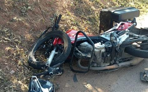 Nasceu de novo motociclista sai ileso após moto ficar destruída em
