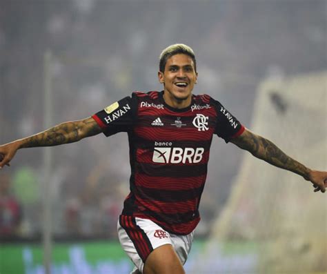 Flamengo vence Corinthians nos pênaltis e conquista Copa do Brasil
