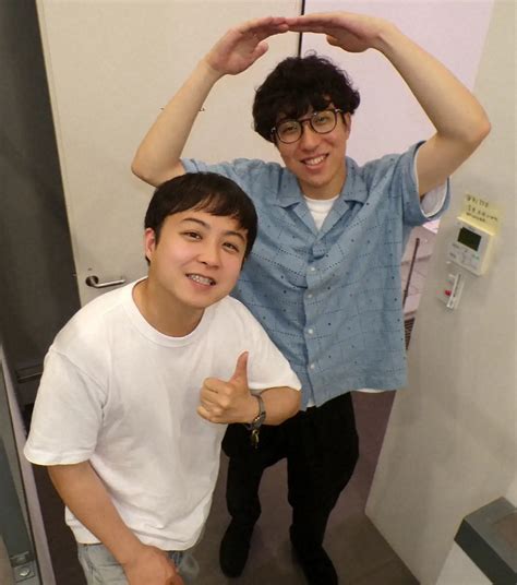 初の単独ツアーを控えて意気込むドーナツピーナツのピーナツ左とドーナツ スポニチ Sponichi Annex 芸能