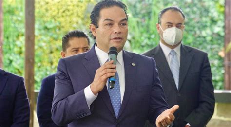 Enrique Vargas Del Villar Declina Por La Gubernatura