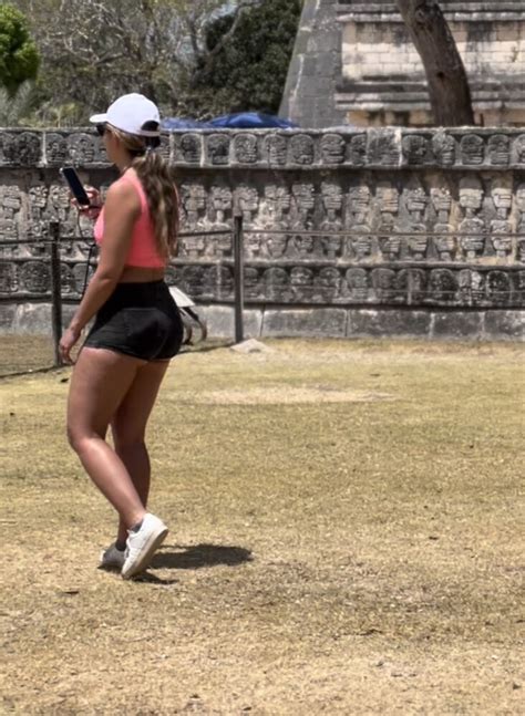 Tulum Foreign Juicy Blonde Cheeks Hanging Short Shorts Volleyball