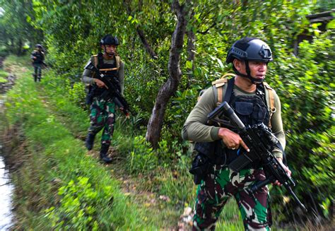 MENJAGA KEMAMPUAN BATALYON INTAI AMFIBI 1 MARINIR LAKSANAKAN HANMARS