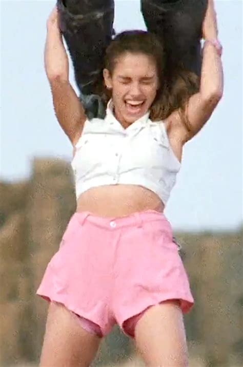 Picture Of Kimberly Hart Amy Jo Johnson