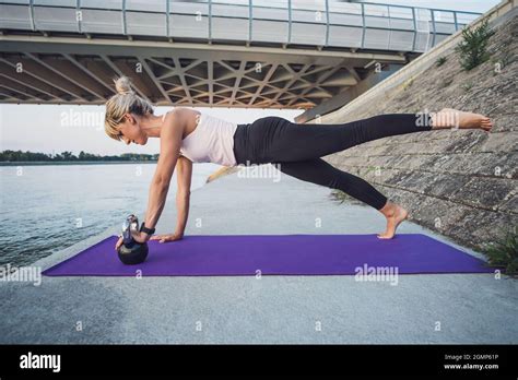 Pilates Side Planks With Leg Raises
